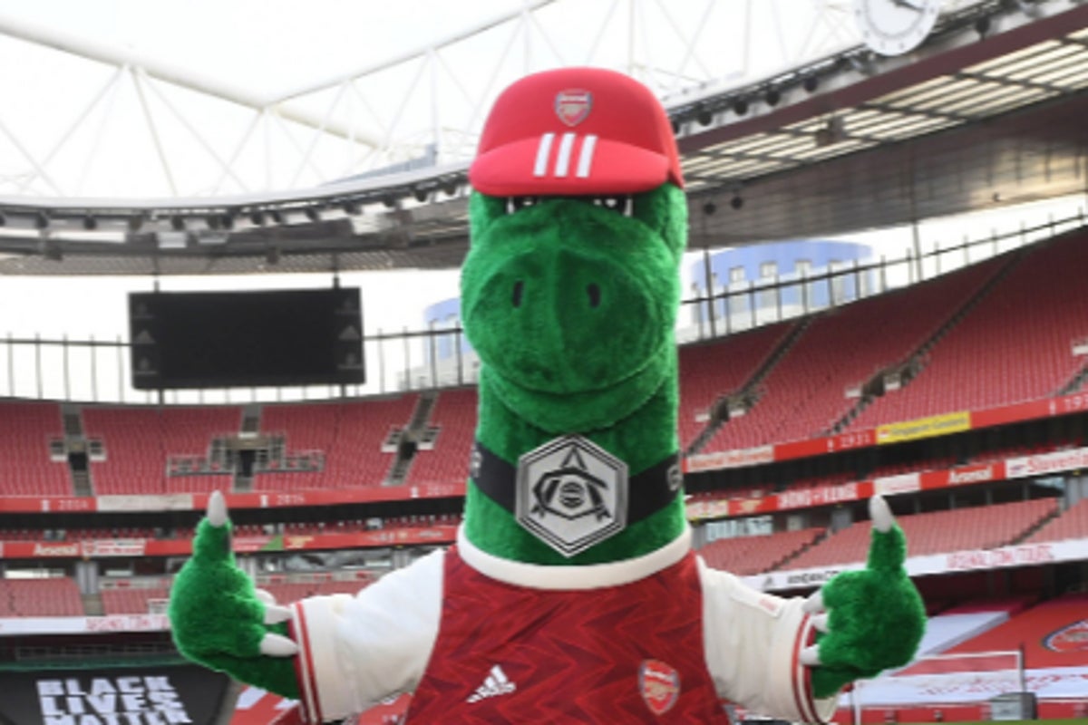 Premier League: Gunnersaurus regresa a trabajar con el Arsenal ...