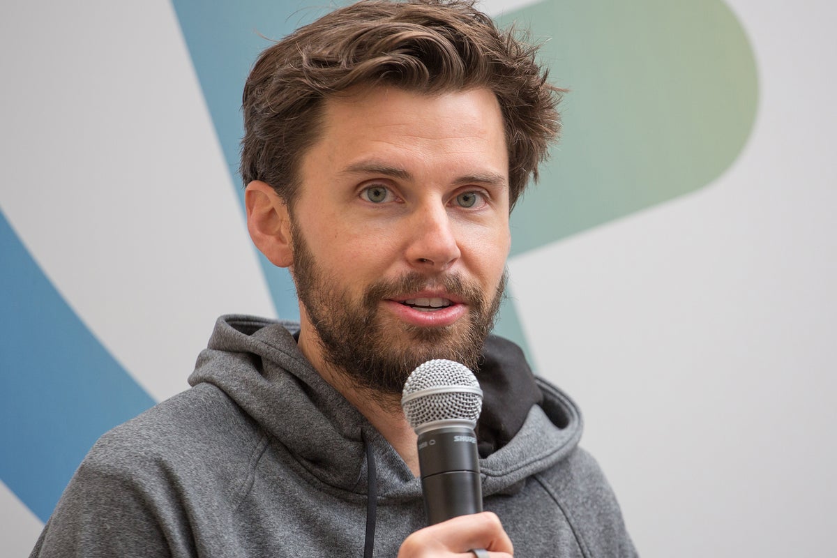 ‘La musa de Hinge’: Justin McLeod sobre su propia vida amorosa y la ...