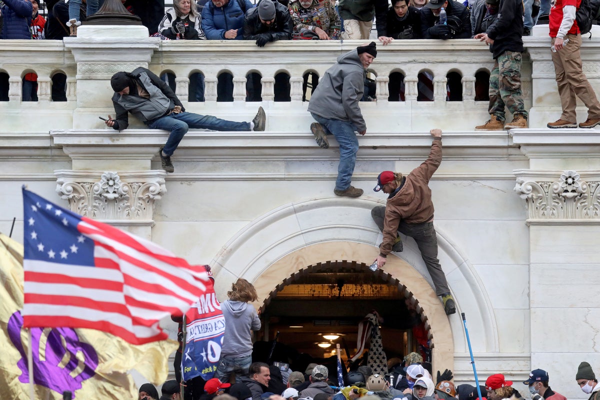 Federico Klein, permanecerá detenido por disturbios en el Capitolio ...
