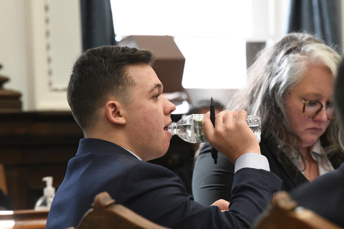 Juicio de Kyle Rittenhouse: Jurado ve vídeo de dron donde adolescente ...