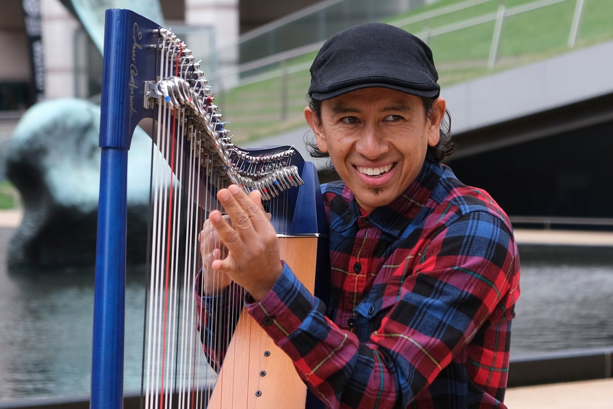 Edmar Castañeda, arpa a ritmo de jazz en el Lincoln Center ...