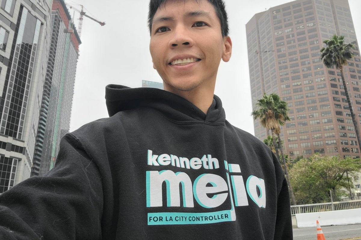 El lado oscuro de Kenneth Mejia, aspirante demócrata a contralor de Los ...