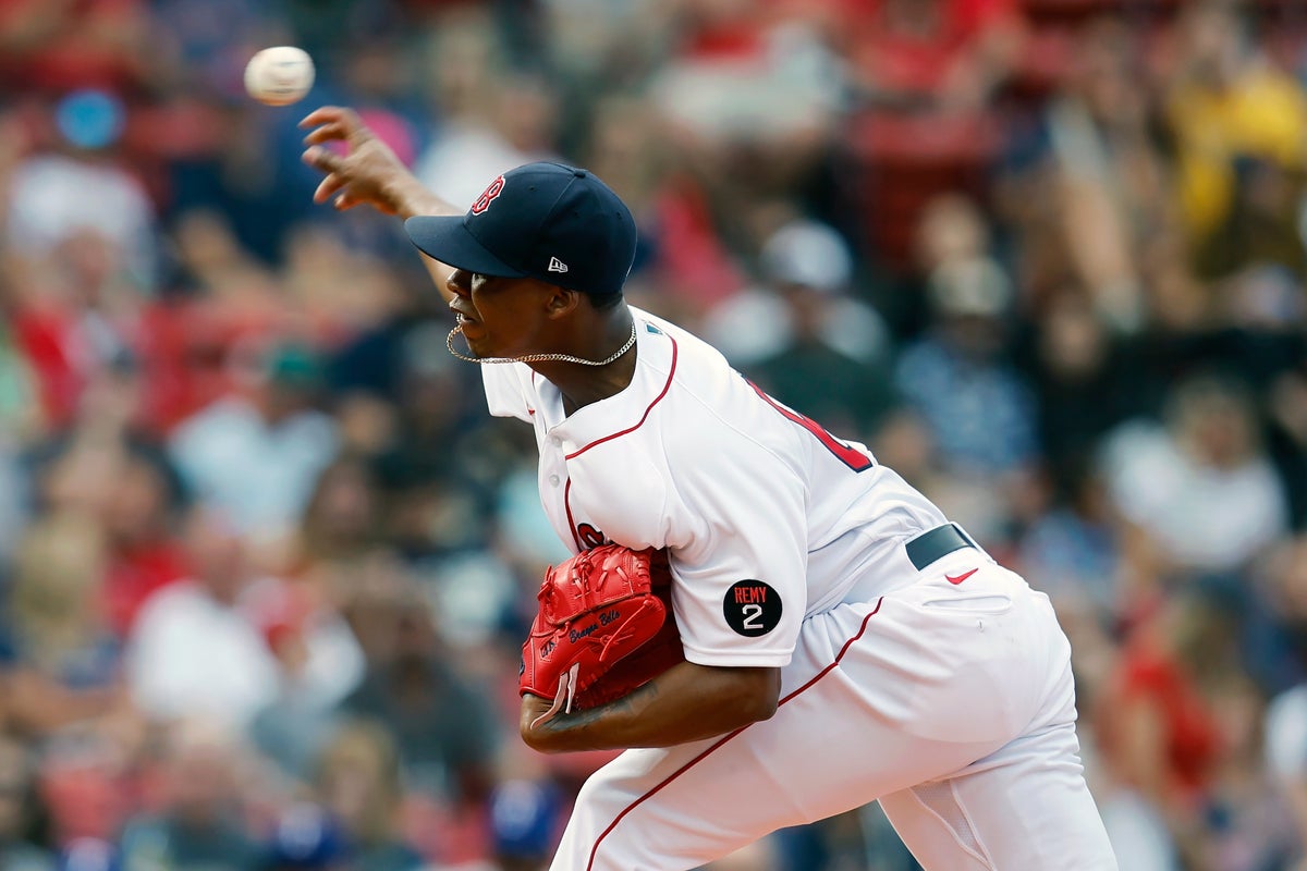 Bello logra 1er triunfo en las mayores; Boston se impone | Independent ...