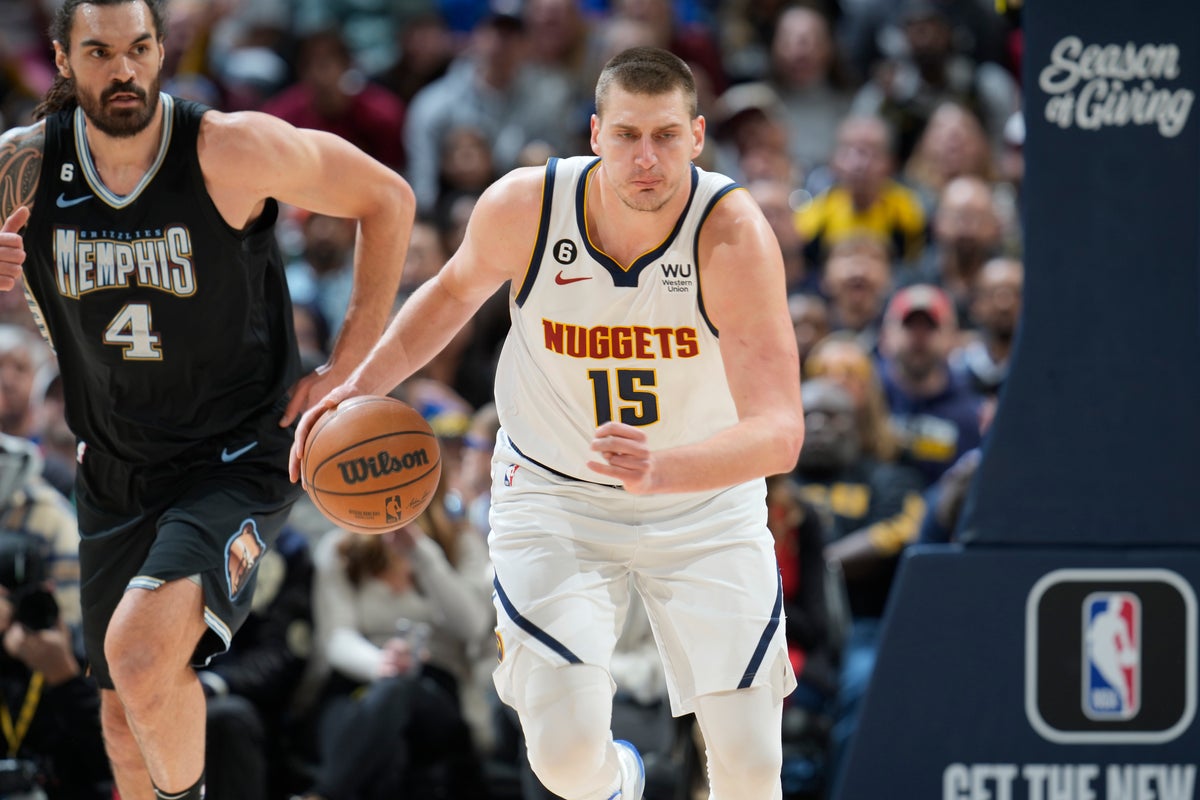 Un triple doble de Jokic impulsa a Nuggets ante Grizzlies | Independent Español
