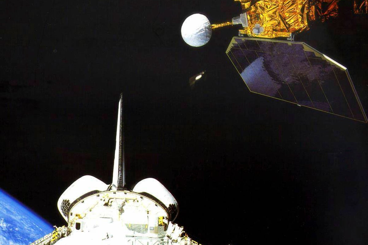 Viejo satélite de la NASA cae a Tierra tras 40 años en uso ...