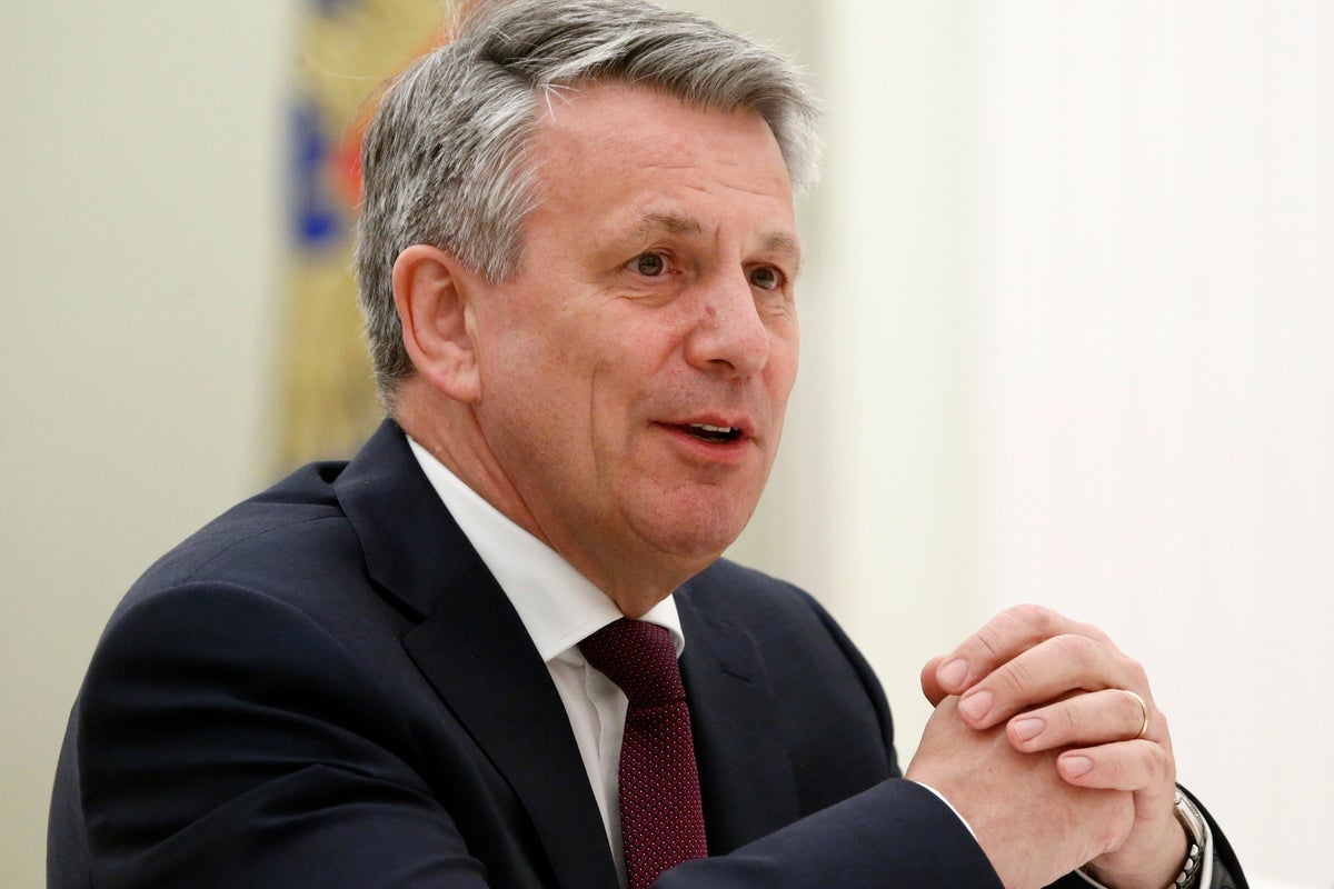 Aumentó salario de CEO de Shell ante ganancias récord | Independent Español
