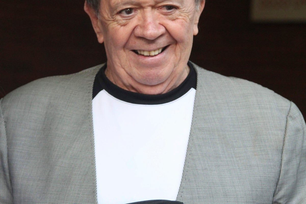 Famosos lamentan muerte de Xavier López “Chabelo” | Independent Español