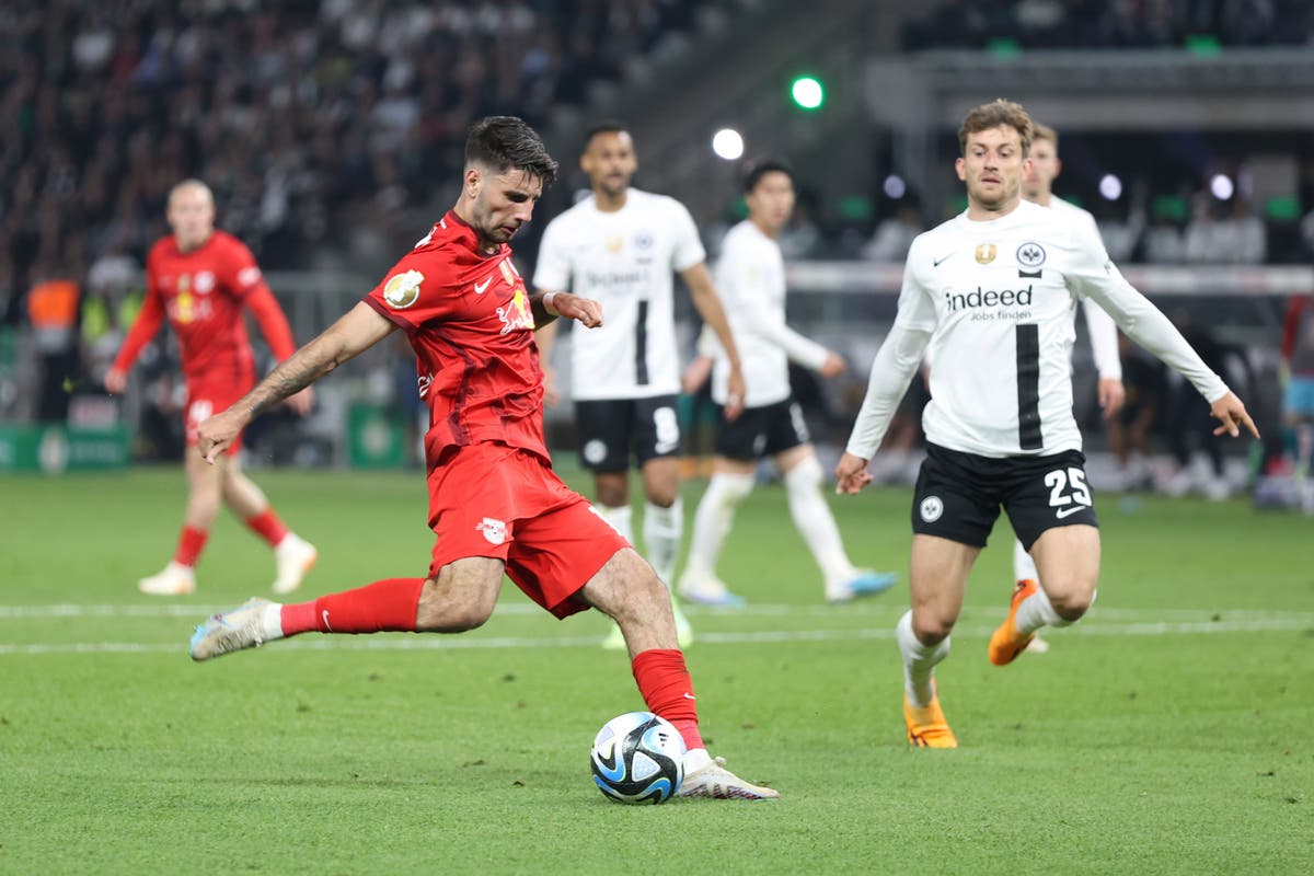 Liverpool ficha al volante húngaro Szoboszlai por 76 millones de ...