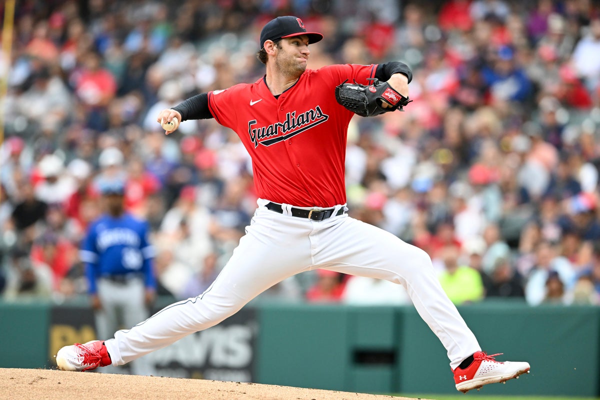 Gavin Williams tiene su primera victoria y Guardianes superan 10-6 a ...