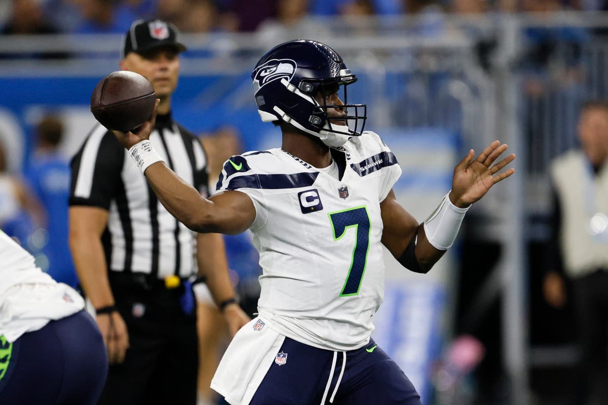 Pase de Geno Smith a Tyler Lockett catapulta triunfo de Seahawks ante ...