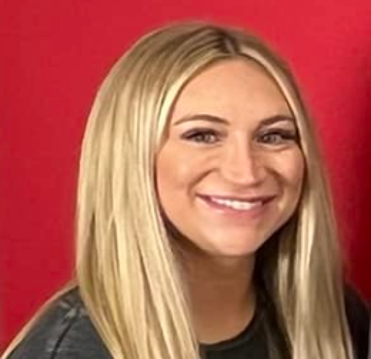 Directivos suspenden a maestra de preparatoria de Missouri al descubrir ...