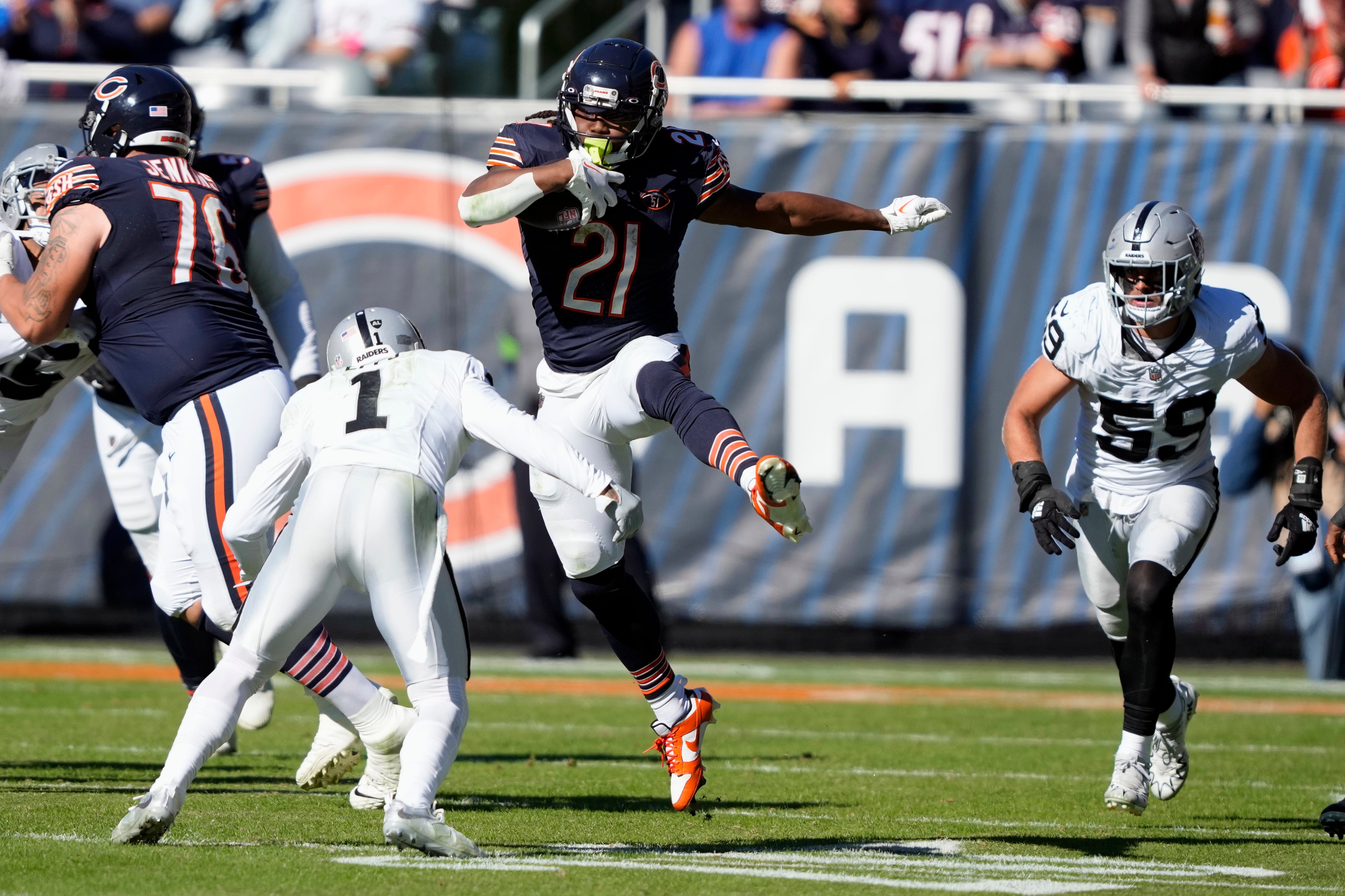 El novato Tyson Bagent en reemplazo de Fields guia a los Bears al ...