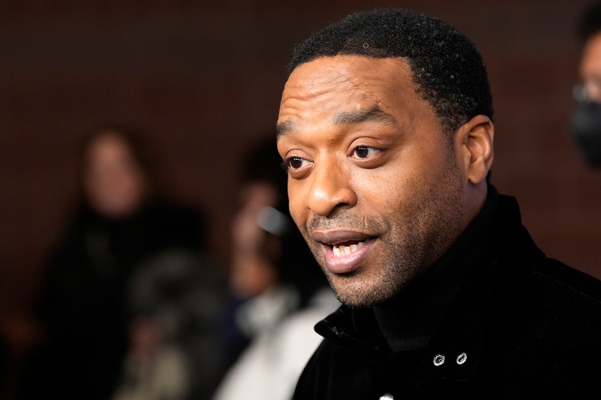 Chiwetel Ejiofor dirige el drama biográfico “Rob Peace” | Independent ...