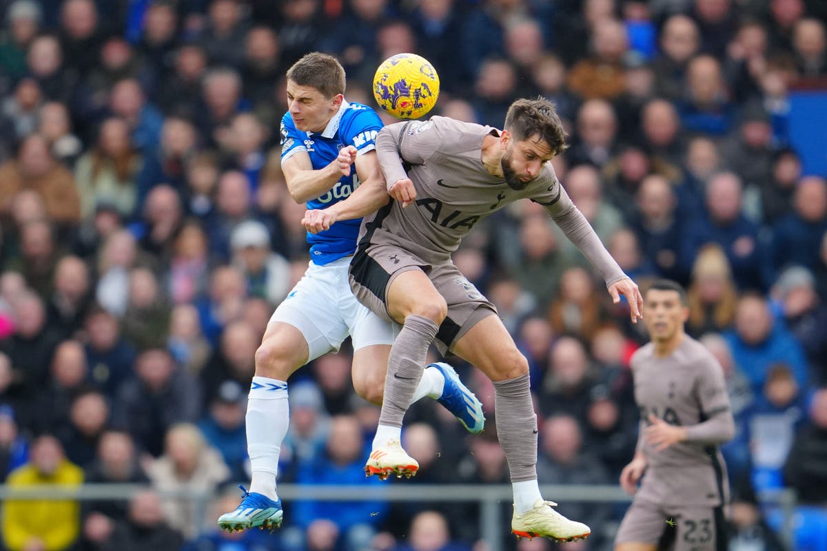 Everton salva el empate 2-2 con Tottenham con gol de último minuto de ...