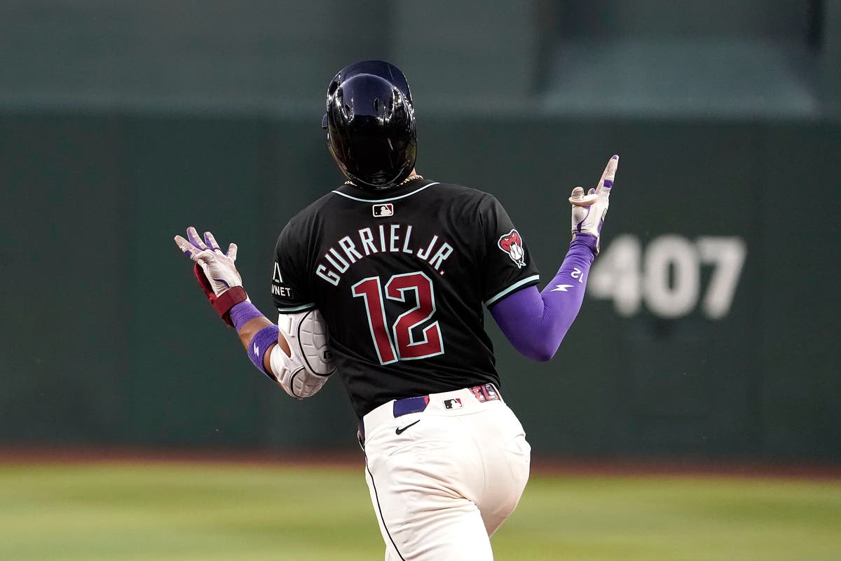 Gurriel dispara HR de 3 carreras y Diamondbacks vencen 4-2 a Cardenales ...