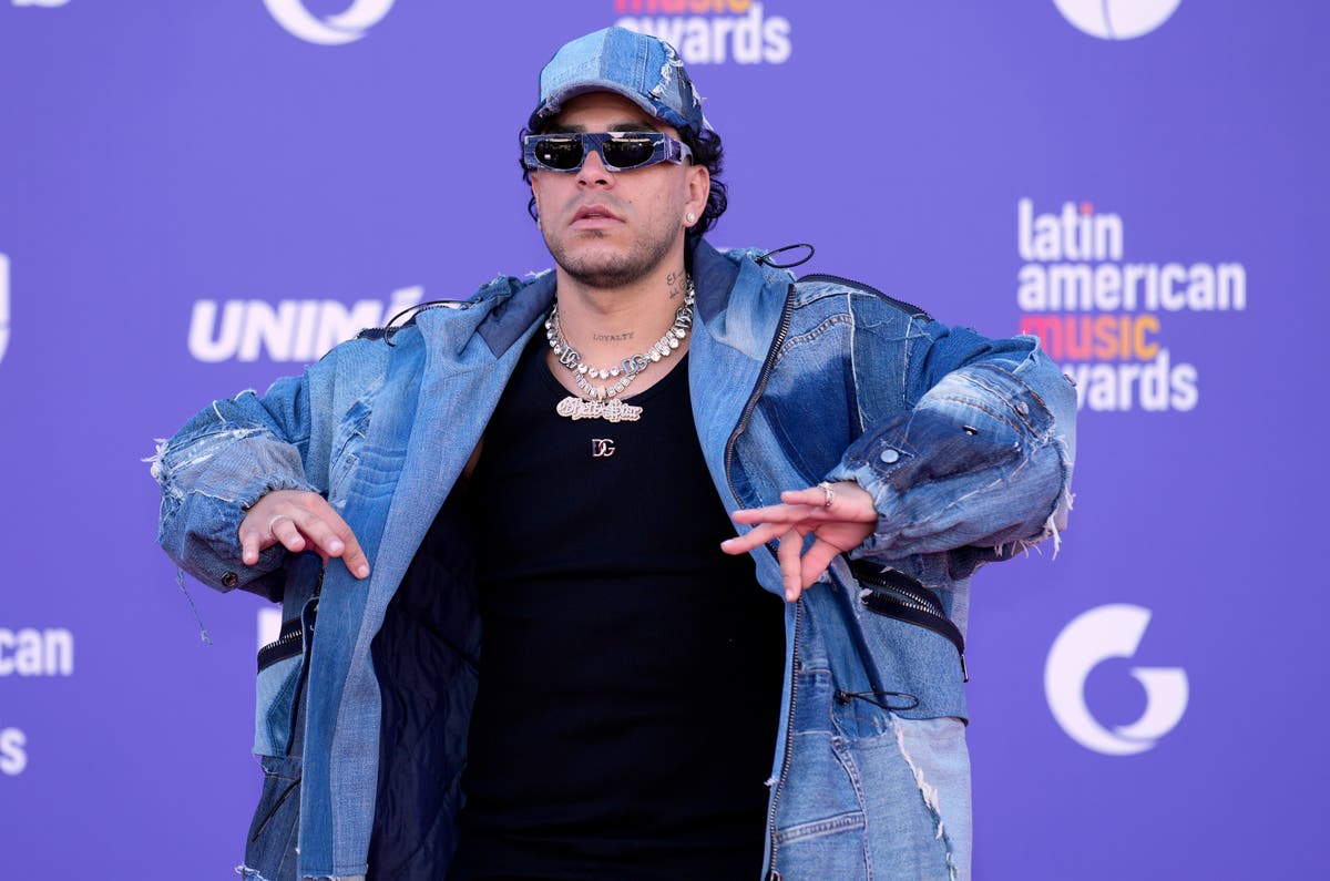 Ryan Castro se muestra completo en “El cantante del ghetto ...