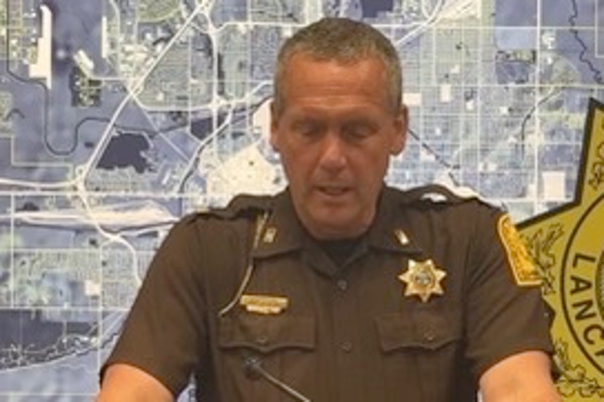 Descubren con vida a una anciana de 74 años dentro de una funeraria ...