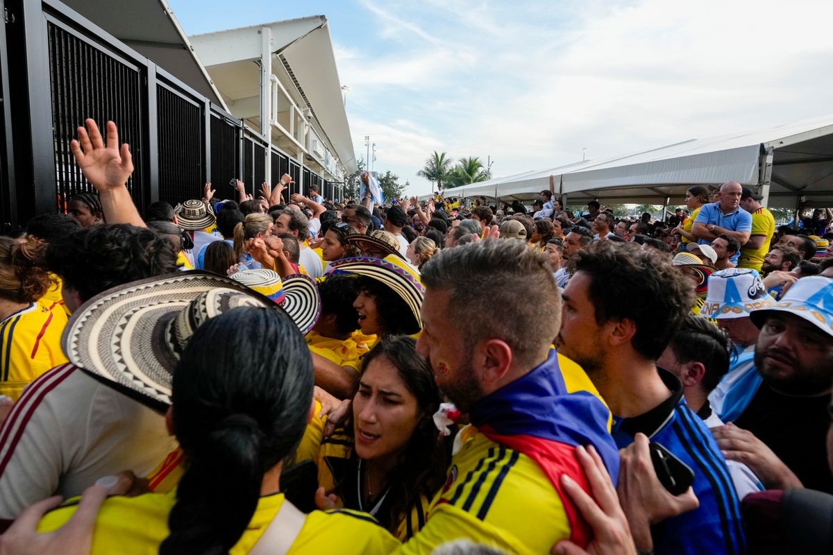 Policía realiza 27 arrestos en medio del caos en la final de la Copa ...