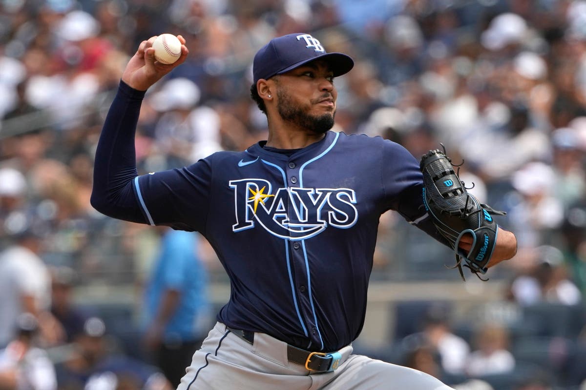 Bradley sigue sin perder en ocho aperturas y Rays aplastan 9-1 a ...