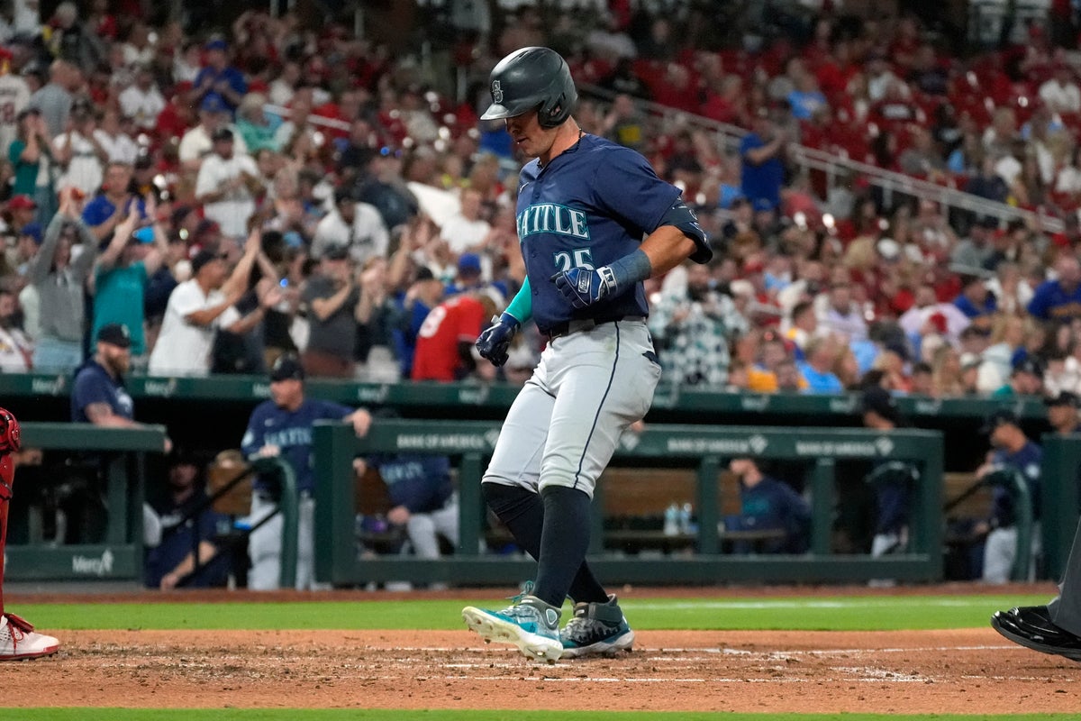 Moore consigue jonrón, Miller lanza 6 innings en blanco y Marineros ...
