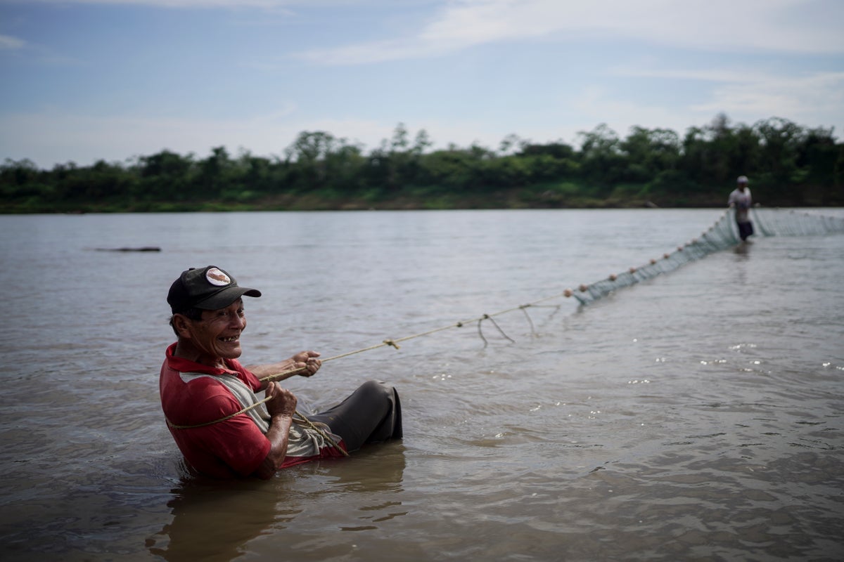 En Colombia, la sequía extrema del río Amazonas castiga a las ...