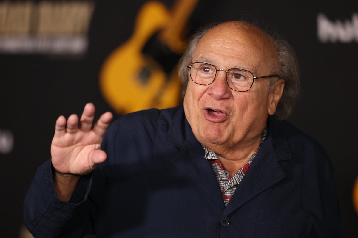 Danny DeVito, homenajeado por Rob McElhenney en su cumpleaños | Independent Español