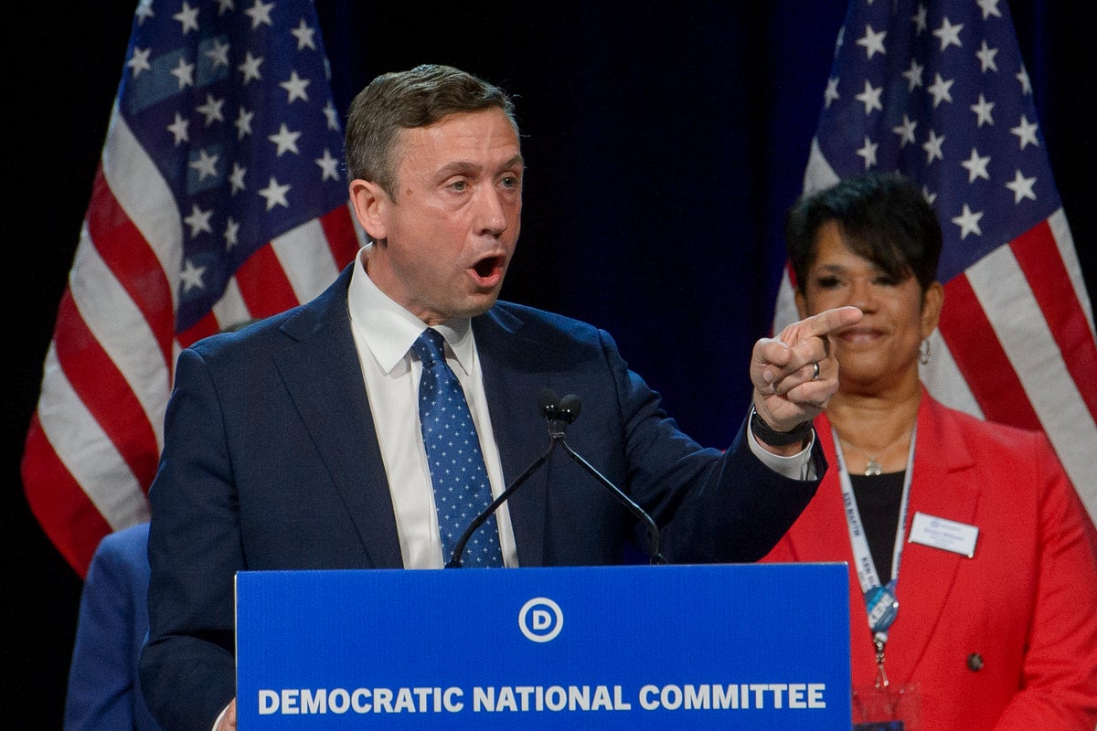 Los demócratas eligen a Ken Martin, líder del partido en Minnesota ...