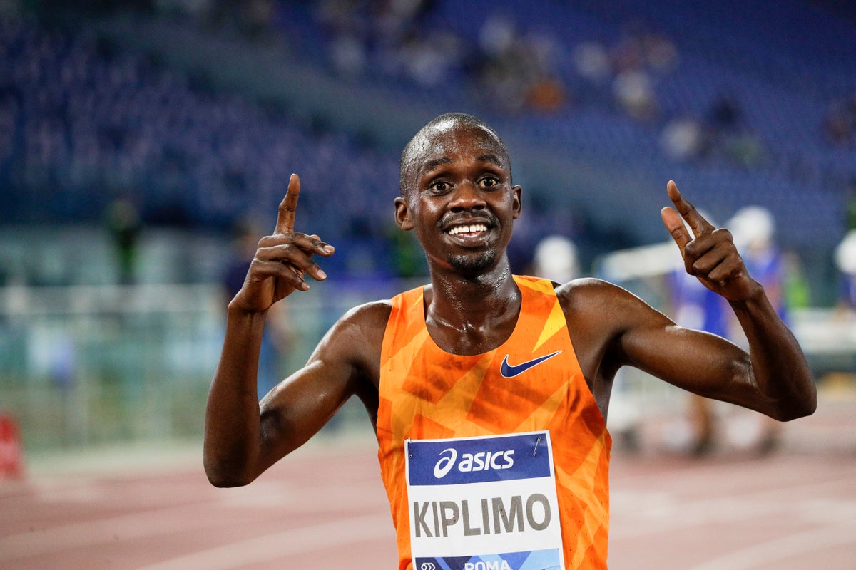 Ugandés Jacob Kiplimo rompe el récord mundial de media maratón en menos de 57 minutos ...