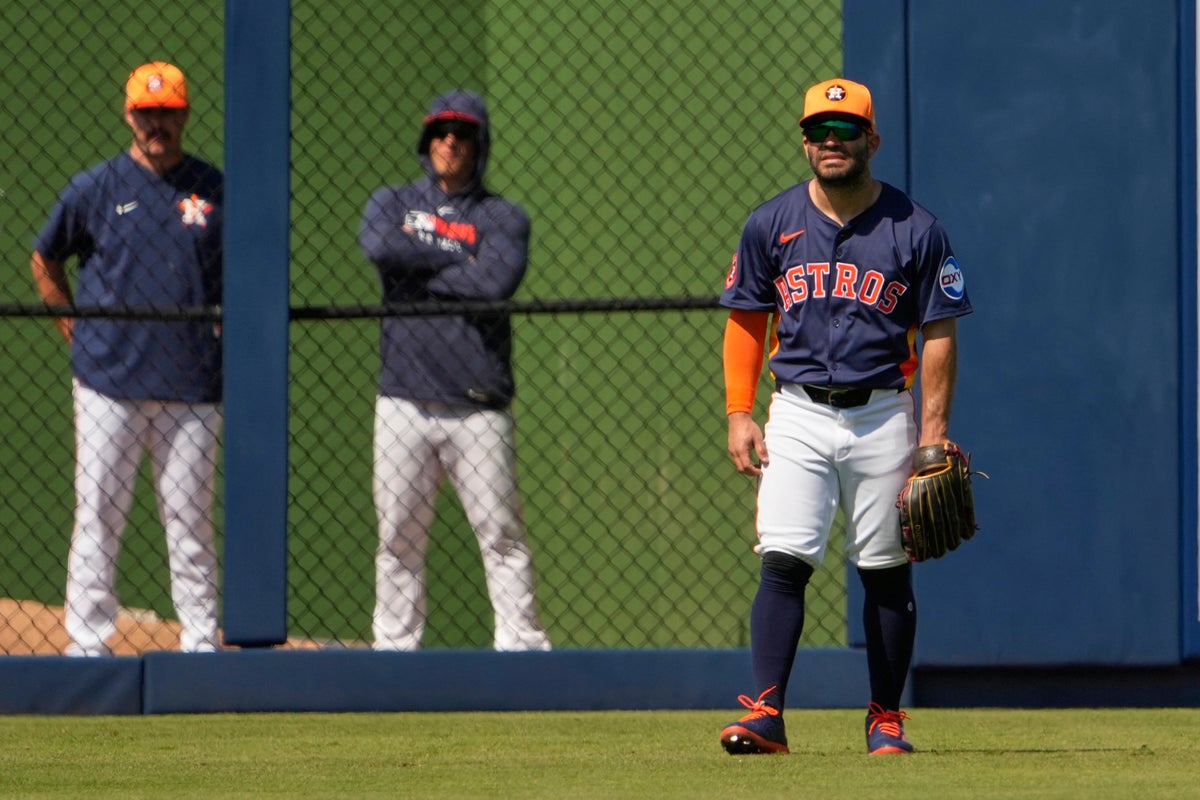 Astros confirman que José Altuve deja la 2B y se desempeñará principalmente en el jardín ...