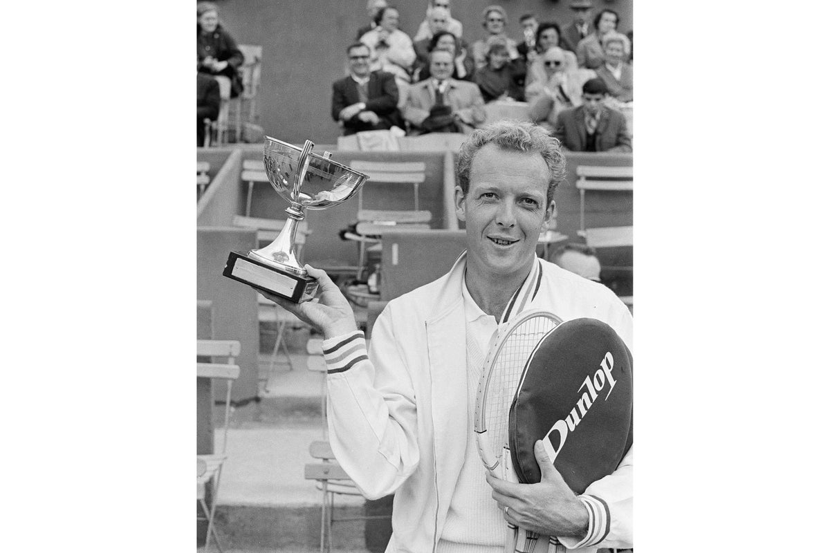 Falleció Fred Stolle, leyenda del tenis australiano. Tenía 86 años ...