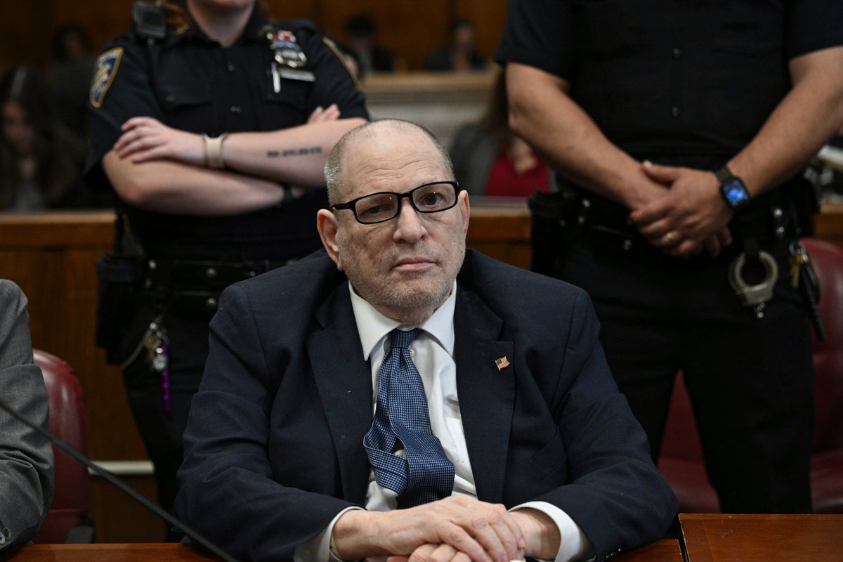 Abogados de Weinstein piden que permanezca hospitalizado durante nuevo juicio por #MeToo ...