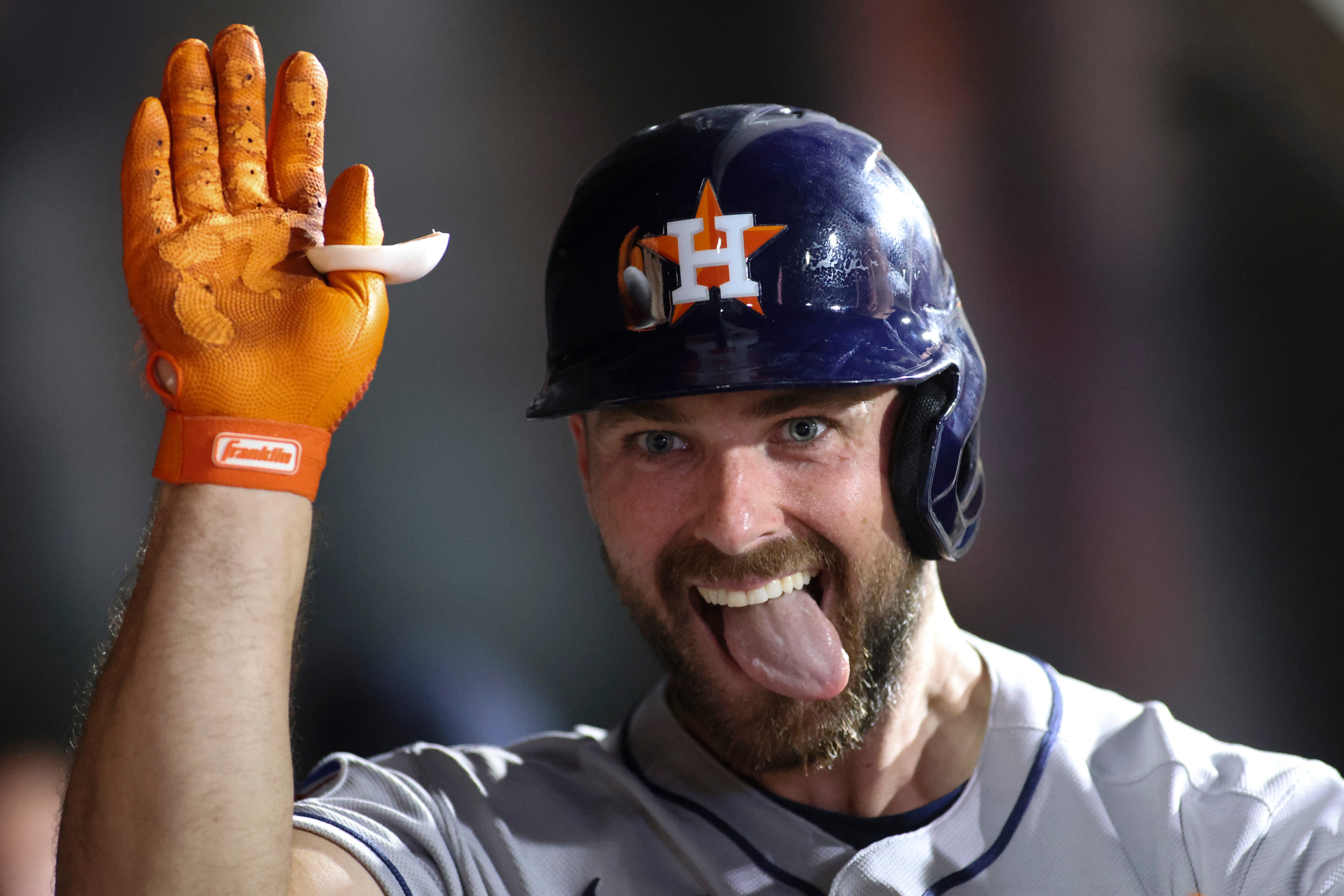 Cam Smith conecta 2 de los 5 jonrones de los Astros en victoria 13-3 sobre Atléticos ...