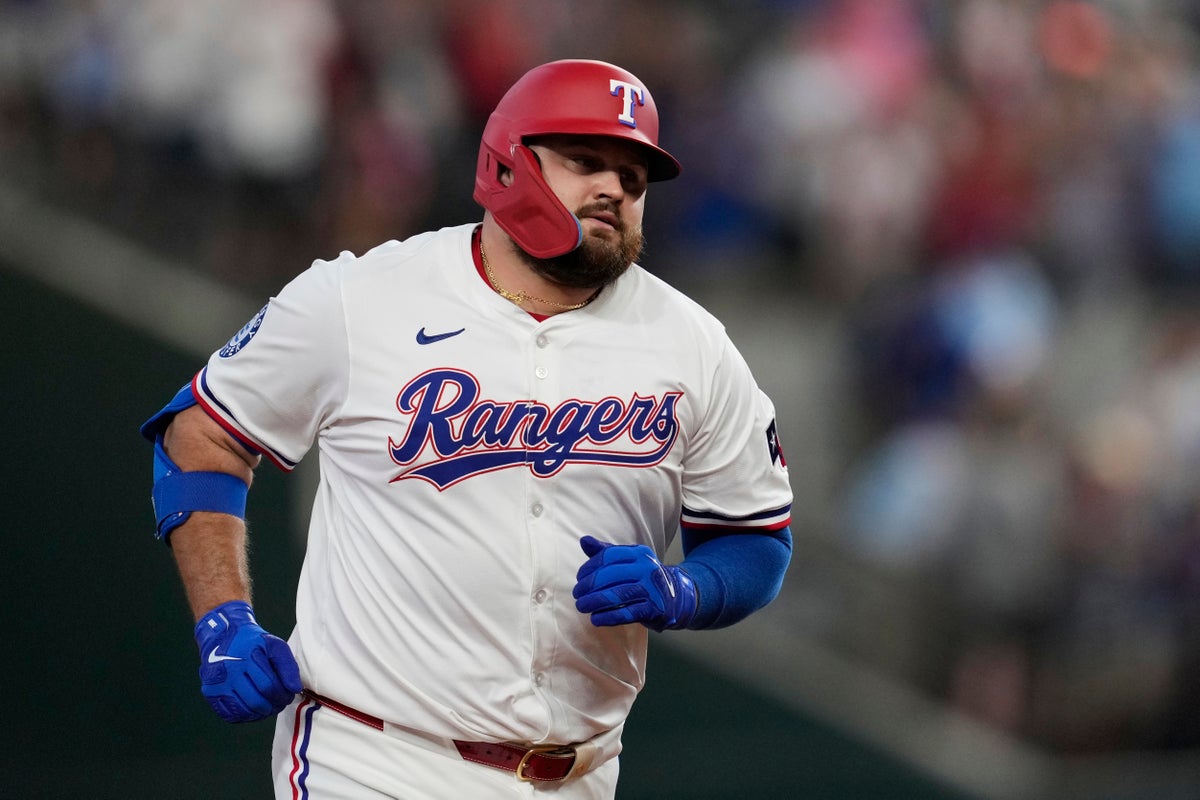Rocker y Téllez guían a Rangers a victoria 4-1 sobre decaídos Tigres ...