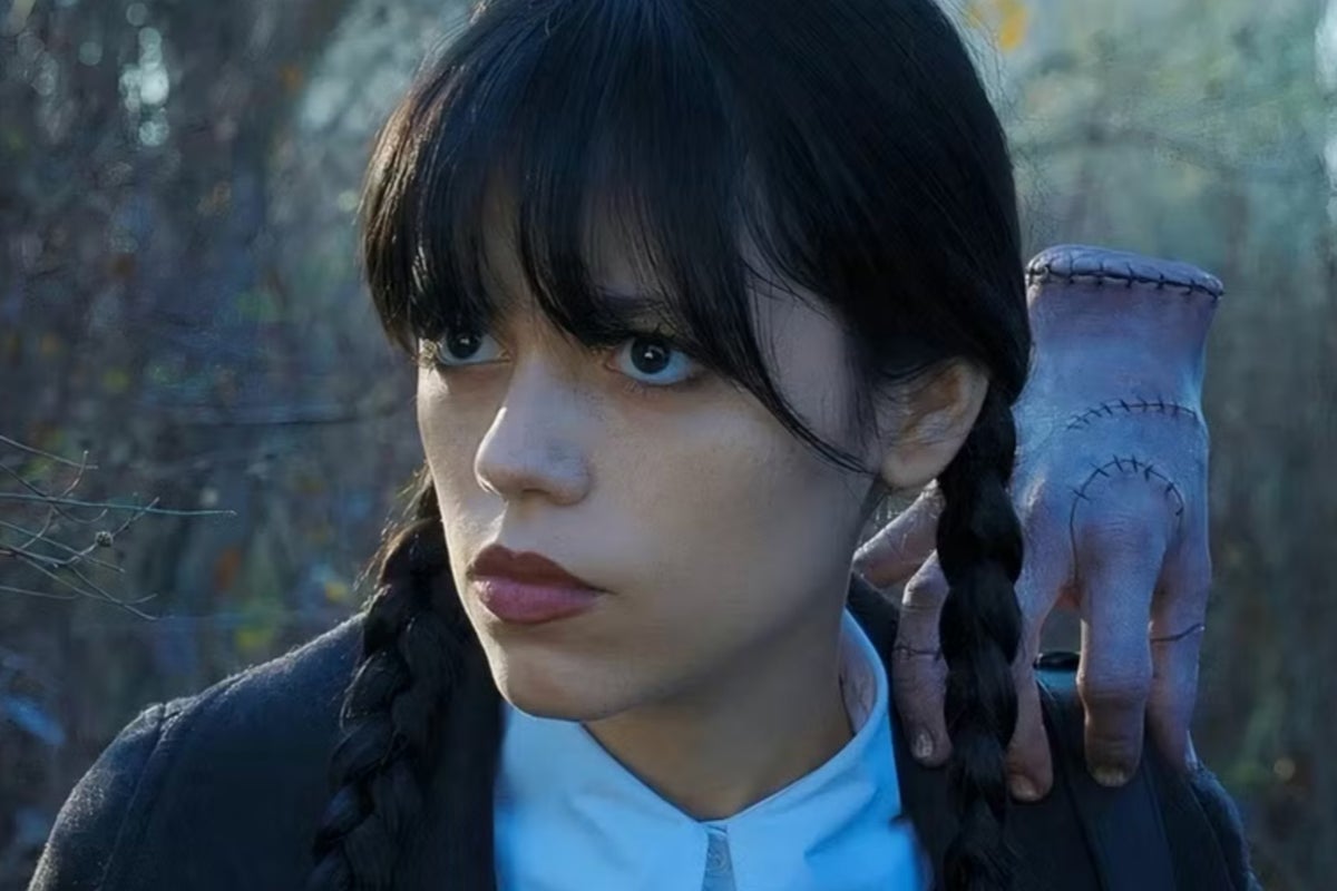 ‘Merlina’: la segunda temporada del éxito de Netflix mantiene su encanto visual, pero no aporta ...