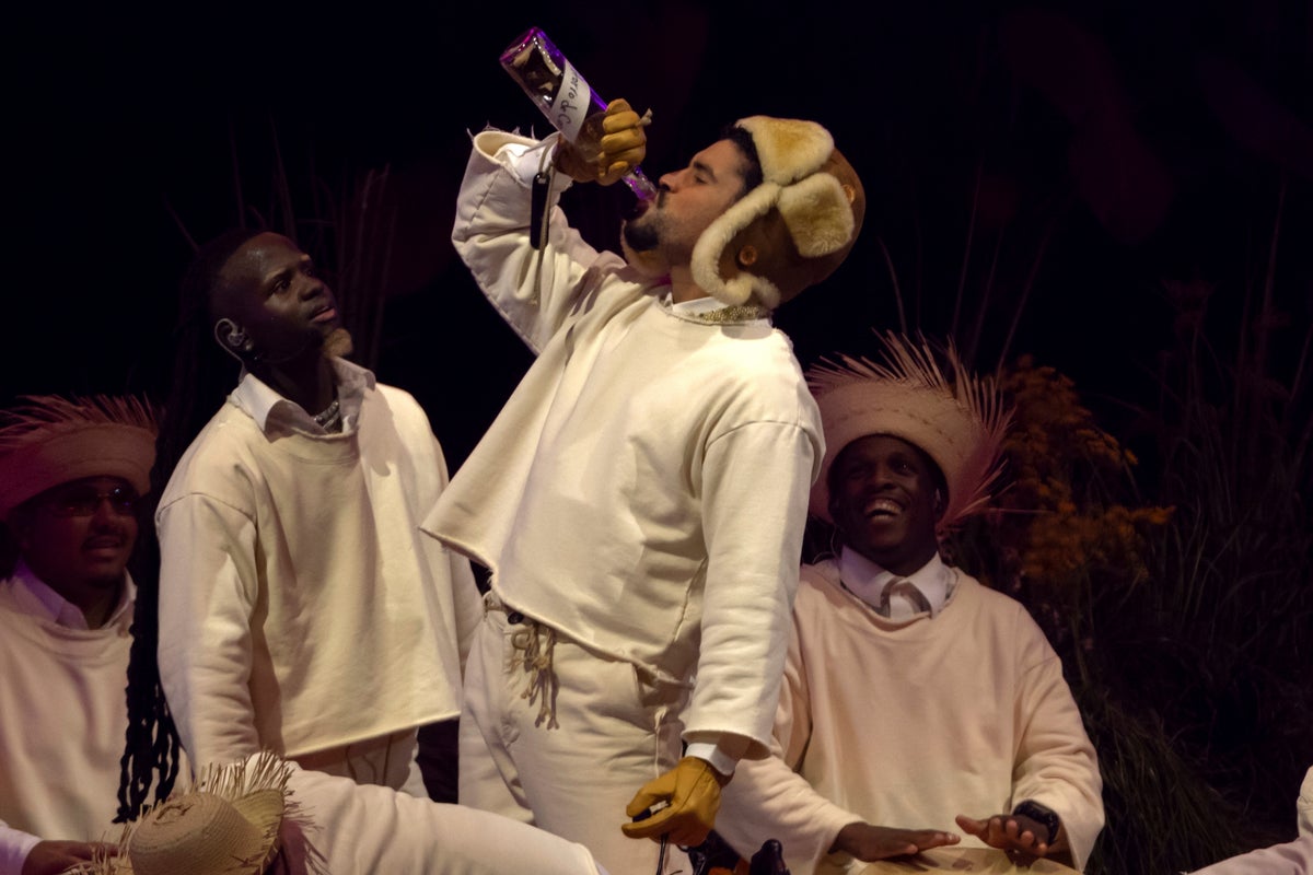 Bad Bunny se despide de Puerto Rico con un último concierto tras una residencia histórica ...